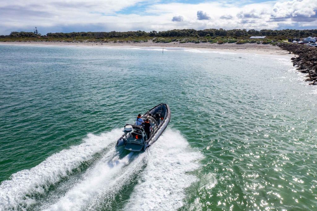 Lifeboats and davits - ARA Marine